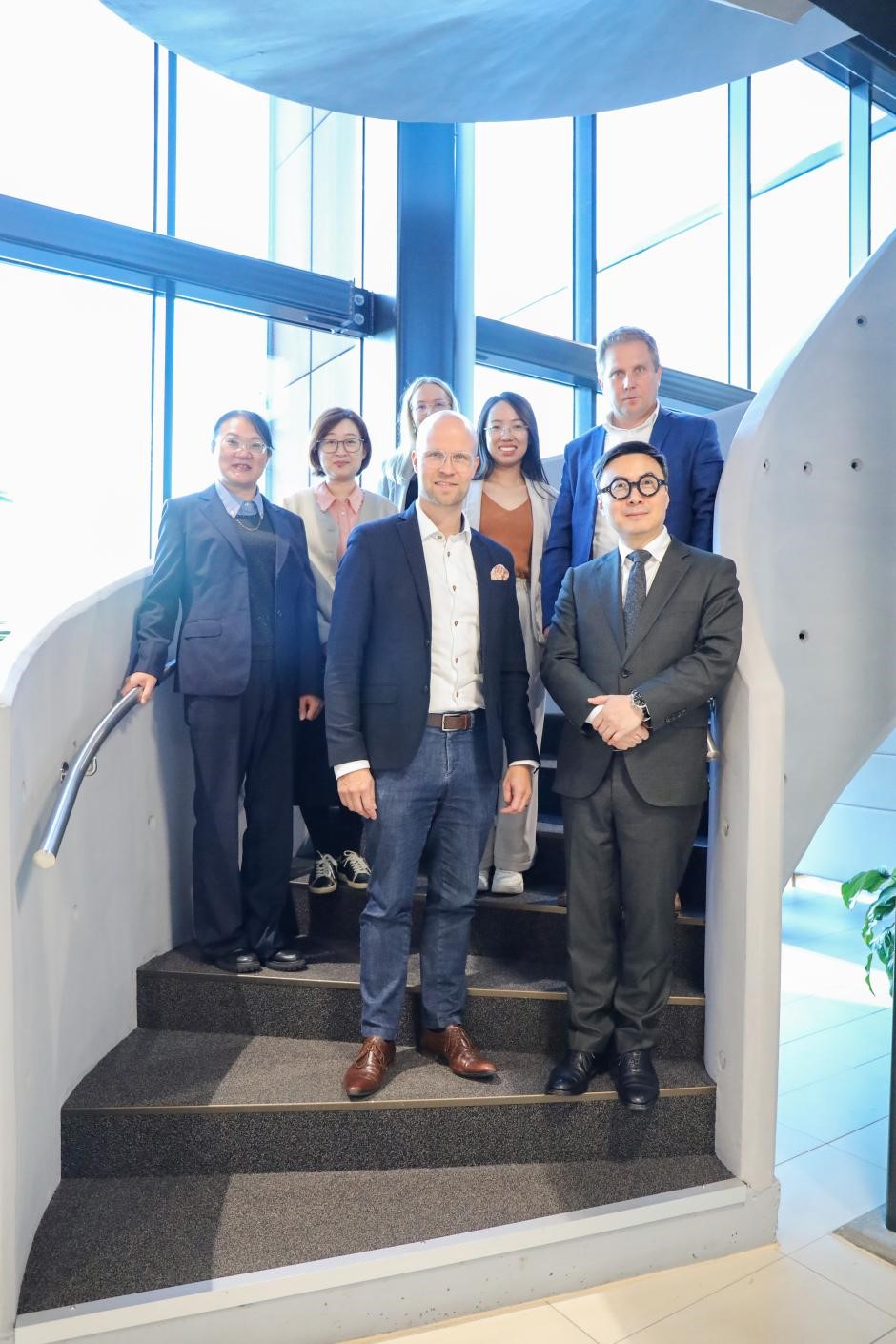 娄永琪校长率团访问芬兰、法国